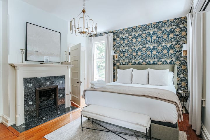 The Edward Suite At Oakdene: Historic Staunton Inn - Staunton, VA