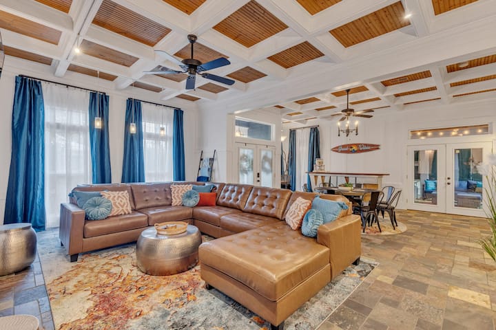 Bare Feet Beach House - Close To Beach Dog Friendl - Gulfport, MS