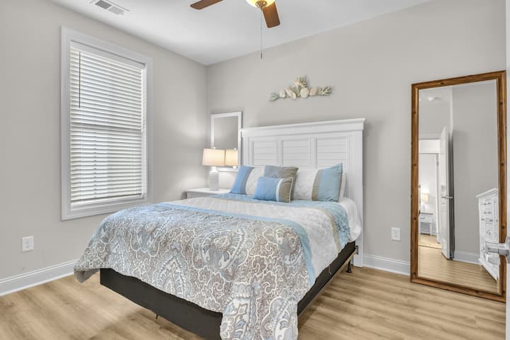 3/2 Condo With Pool Walk To The Marshwalk! - Murrells Inlet, SC