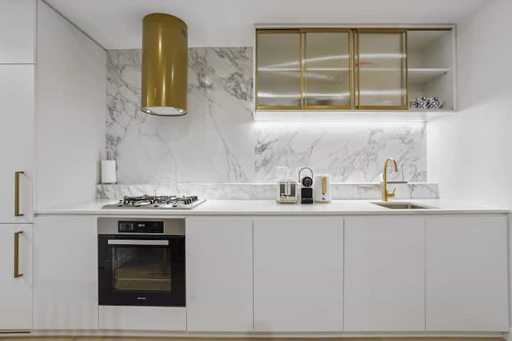 Promenade - Prime Box Hill Cbd Modern Luxury - Box Hill