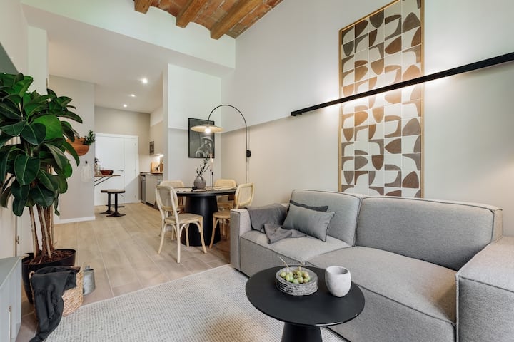 Castell - 2 Bedrooms And Balcony In Sant Antoni - Barcelona