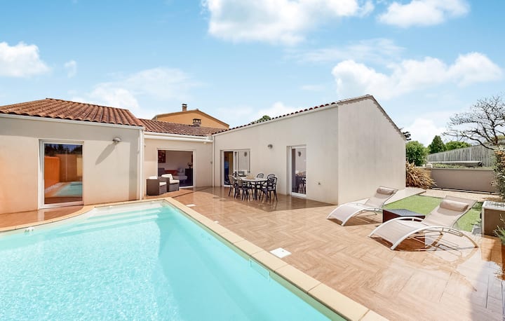 Lovely Home In Saint-georges-de-didon - Royan