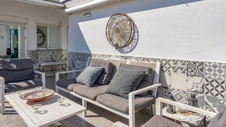 Sunny Serenity: 200m From Beach - Fuengirola