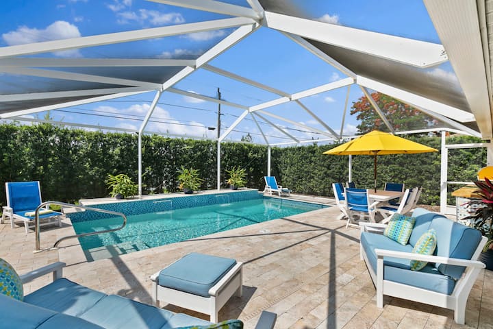 577 Bohemian Bliss · Heated Pool · Minutes 2 Beach - Naples Park, FL