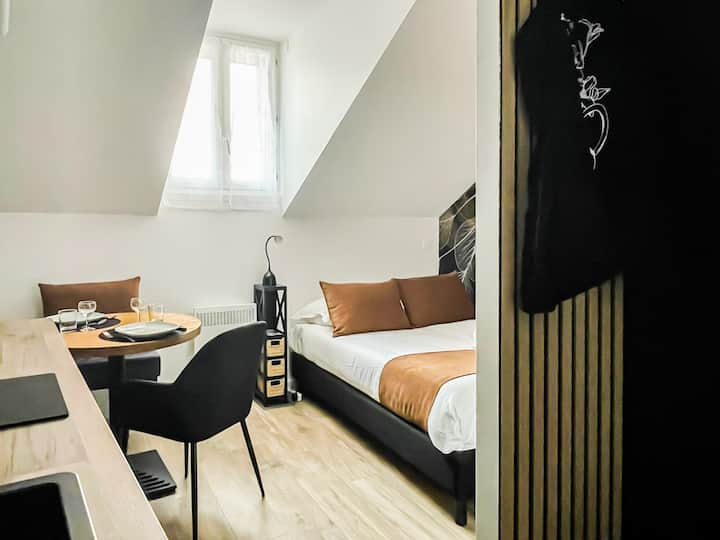 Tiki Proche Vieille Ville Annecy - Annecy