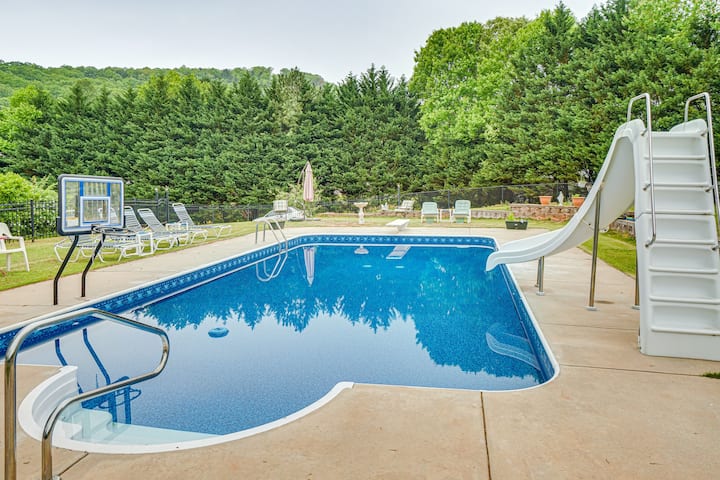 Pet-friendly Georgia Home W/ Pool Access! - Clermont, GA