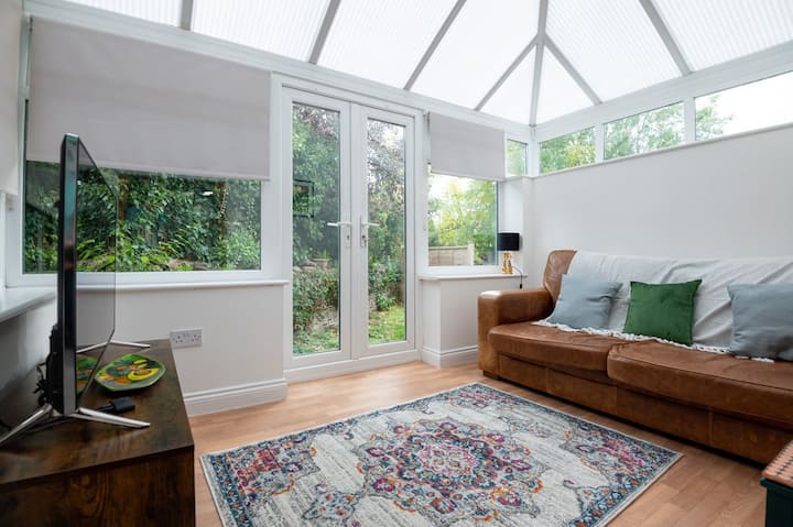 Charming 1-br Hideaway In Bristol - Bristol