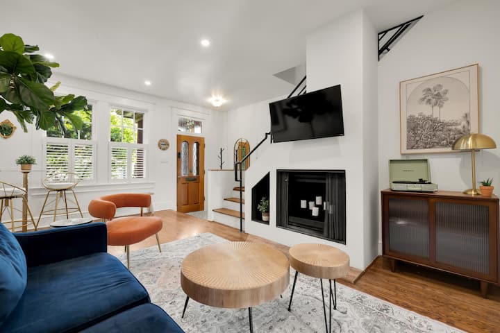 Charming Townhouse In Historic Old Town Alexandria - National Harbor, MD