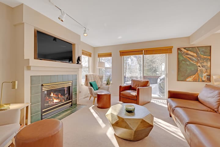 Just 2 Blocks From Frisco Main St And The Marina - Frisco, CO