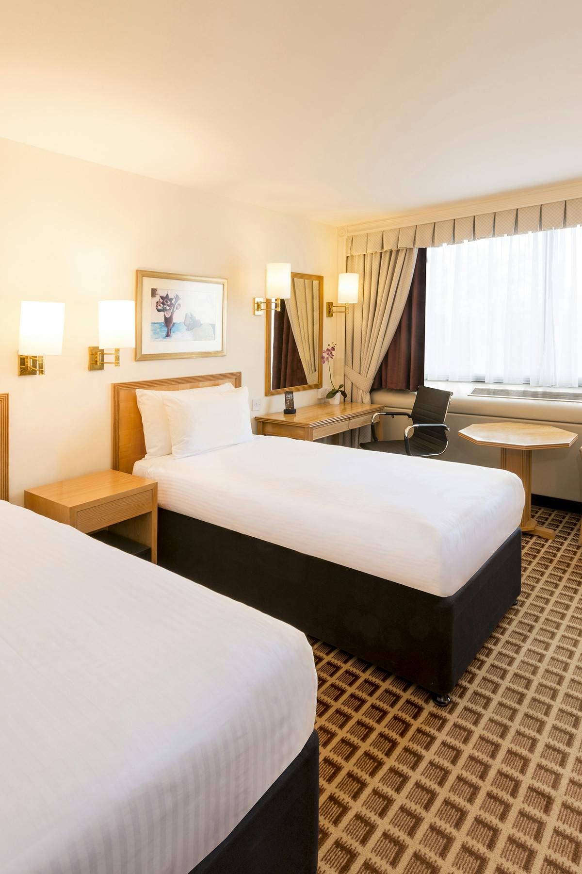 Pleasant room & onsite traditional afternoon tea - Hotels for Rent in ...