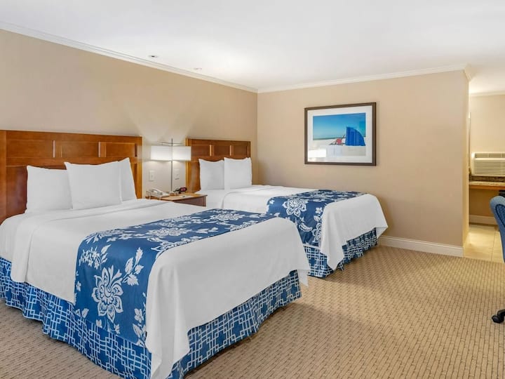 Perched On 5 Acres Of Trees & Scenic Gardens - Ogunquit, ME