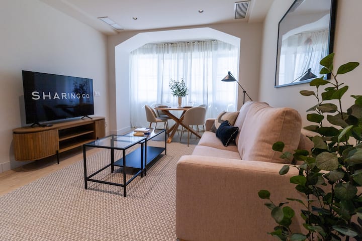 Housing Castellana By Sharing Co - Chamartín