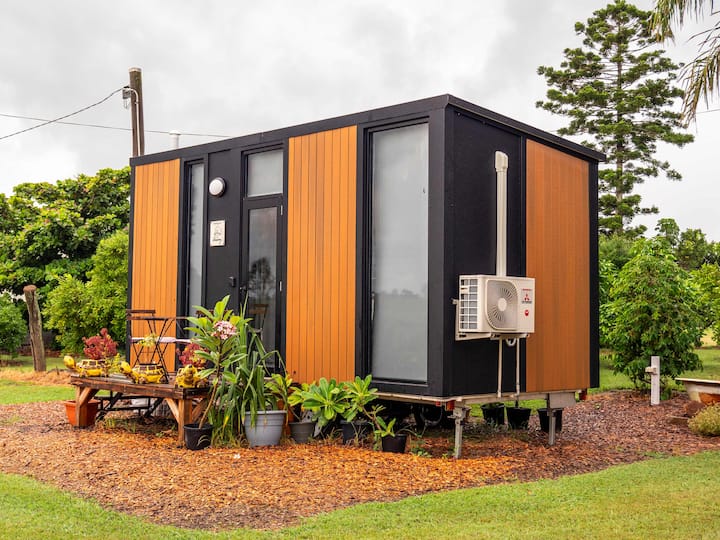 Sweet Retreat By Tiny Away - Bundaberg