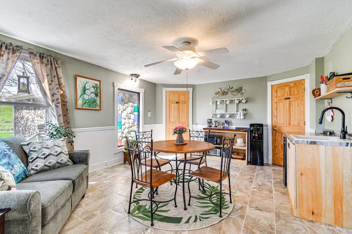 Cozy Conesus Vacation Rental Near Wineries & Lake! - Livonia, NY