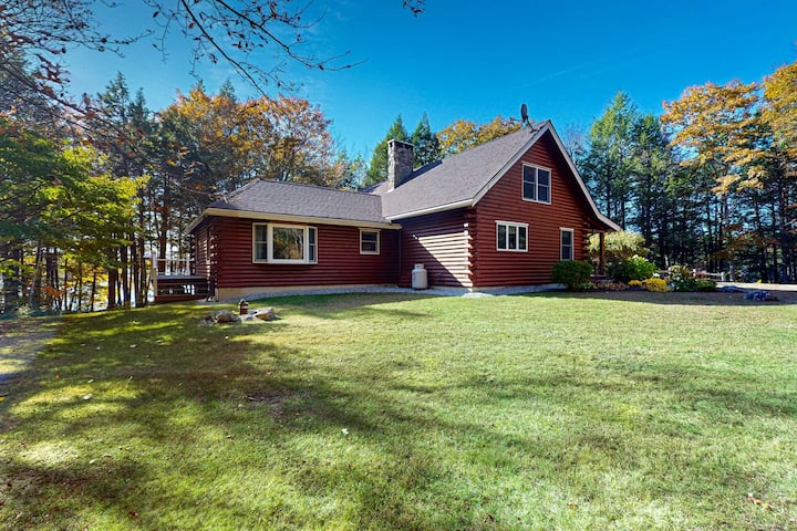 Lakefront 3br On 37 Acres With Dock, Kayaks, Canoe - Damariscotta, ME