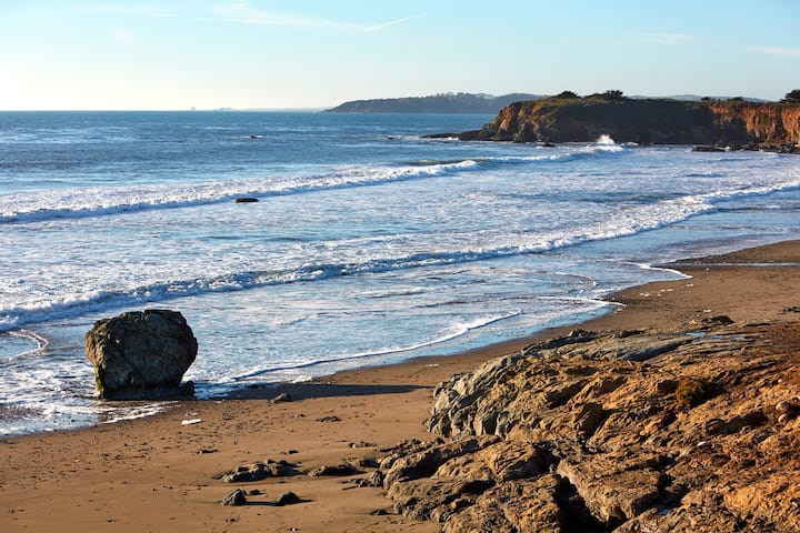 Oceanfront Retreat With Heated Pools | 2 Units - Cambria, CA