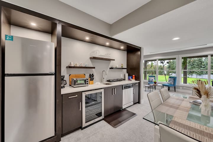 Davinci - Tranquil 4bdrm Retreat With Pond Access - Saint Albert