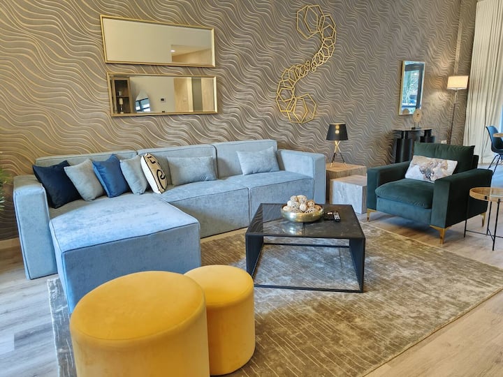 Luxury 2 Bd, A Midtown Quintessential Community - Dubai
