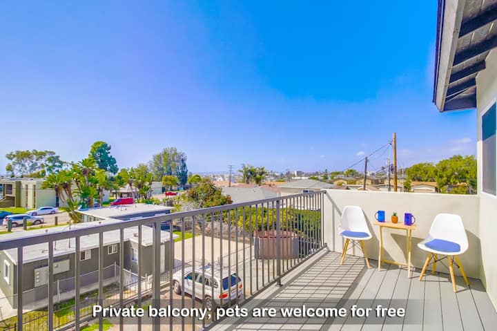 Modern 3-br Home Near San Diego Downtown & Beach - Chula Vista, CA