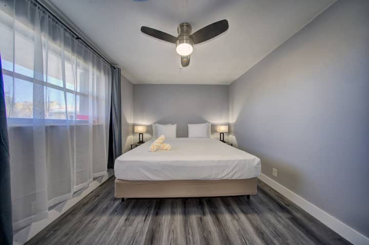 1br Apartment | Balcony | Waterfront New Mahalo - Fort Lauderdale-Hollywood Airport (FLL)