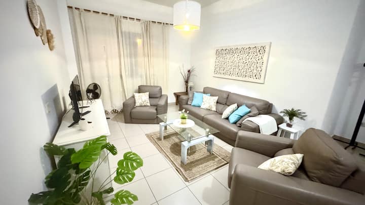 Menéndez Bohemian Dreams · By Deihu Experiences - Los Cristianos