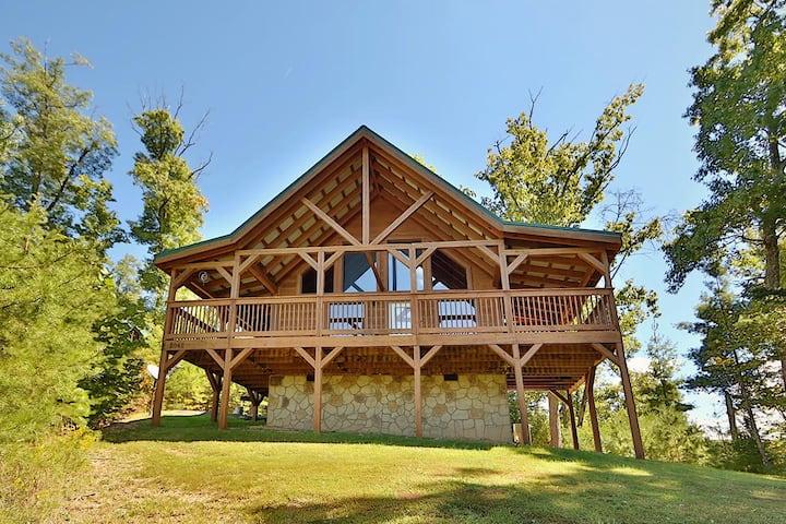 Beautiful View Cabin With Arcade, Wifi, Foosball, - Gatlinburg, TN