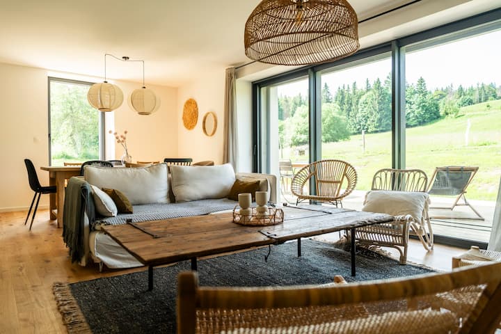 Gîte De Charme Dans Ferme En Pierre • Vue Nature - Les Rousses