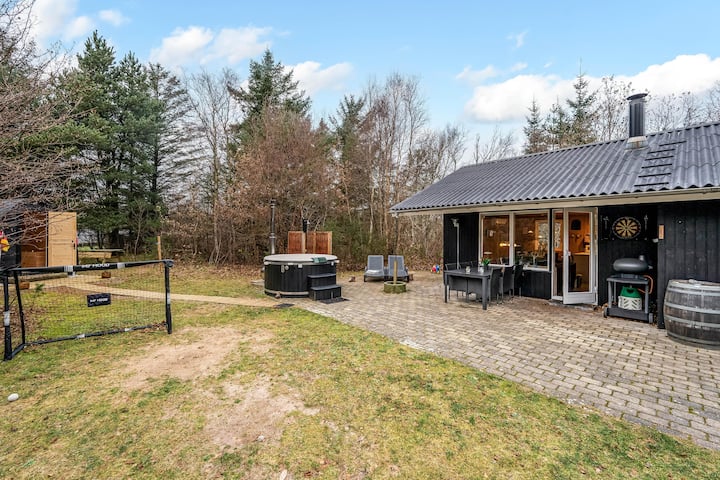 Lovely 6-person Cottage With Outdoor Sauna - 1007 - Denmark
