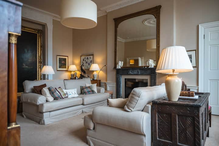 Huge Georgian Apartment In The Heart Of New Town - Edinburgh