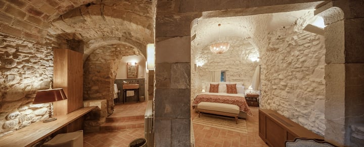 Baluarte - Suite Deluxe At Castell De Vallgornera - Figueras