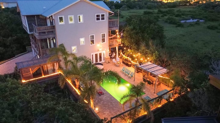 Pirates Paradise Walk To Vilano Beach 5 Br, Pool - セント・オーガスティン, FL