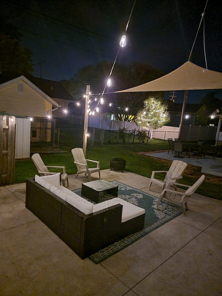 Port Clinton Home~lake & Park Views~beach Access! - Port Clinton, OH