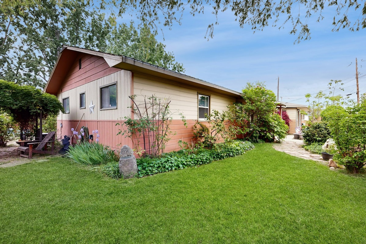 3br Idyllic Retreat With Yard, Bikes, & Grill - Boise