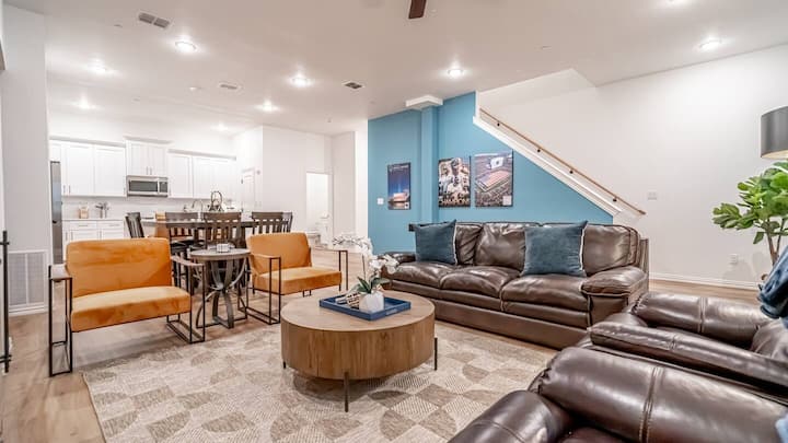 Fifa World Cup | At&t Stadium Walkable | Park Easy - Arlington, TX