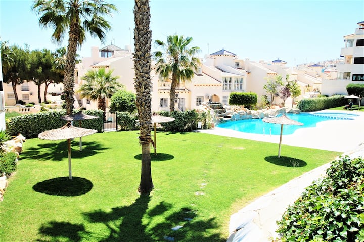 Beautiful House In A Quiet Area - Cabo Roig