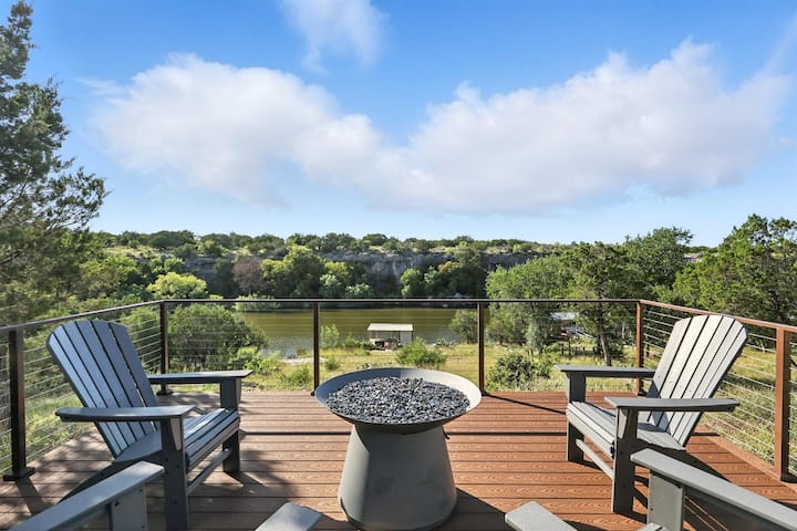 Bluff Creek Cabin | Sleeps 12 | Private Dock - Possum Kingdom Lake, TX