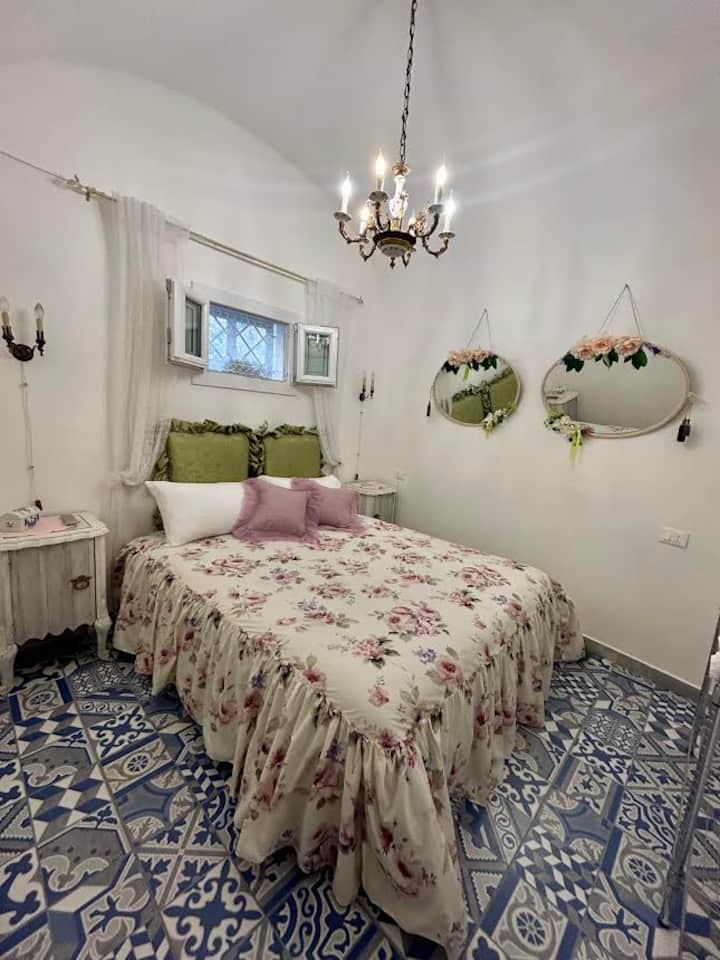 Terrasini: Le Lanterne On Sea B&b - Terrasini