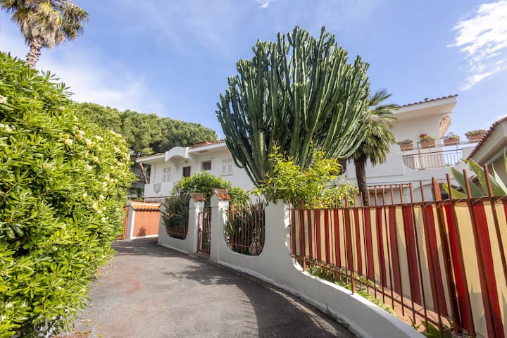 Wonderful Italy | Quiet Apartment - Sanremo
