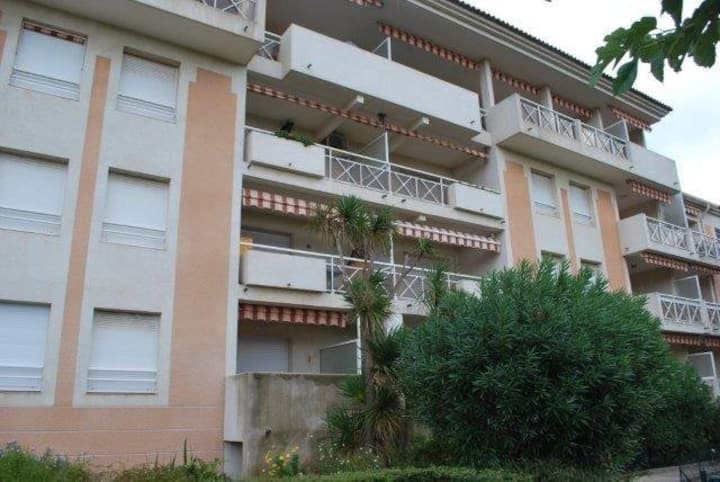 Rental Of An Apartment In A Quiet Neighborhood In - 博爾默勒米莫薩