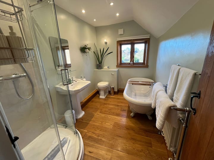 The Globe House- Legges Hill Room - Much Wenlock