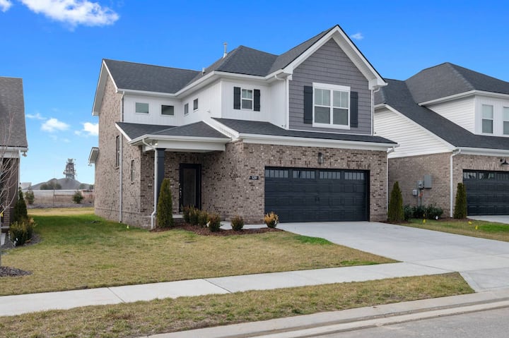 Lux Modern Home | 20 Mins To Nashville - Gallatin, TN