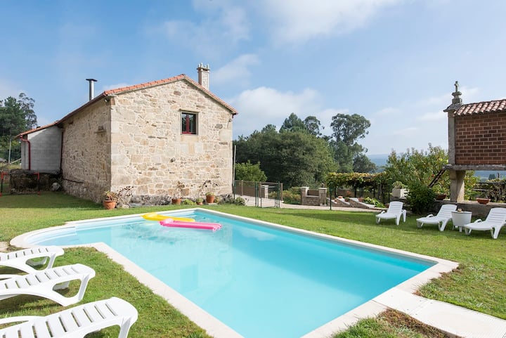 Villa Velas (381), With Pool Near Santiago - Brión
