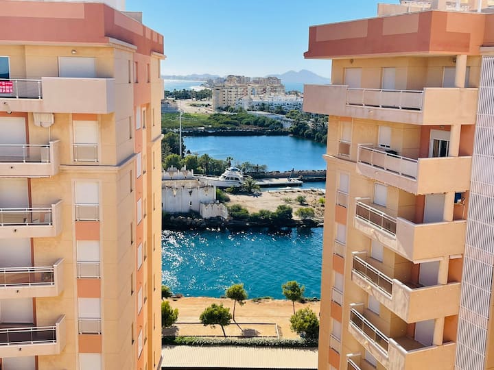Relaxing Rooftop Penthouse By The Canal - La Manga del Mar Menor
