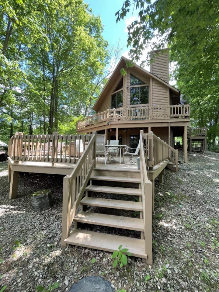 Dells Area Lake House Dog-friendly (Boat Avail.) - Cazenovia, WI