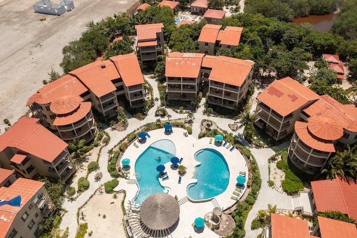 Secluded Paradise: Private Casita W/pool Access - Belice