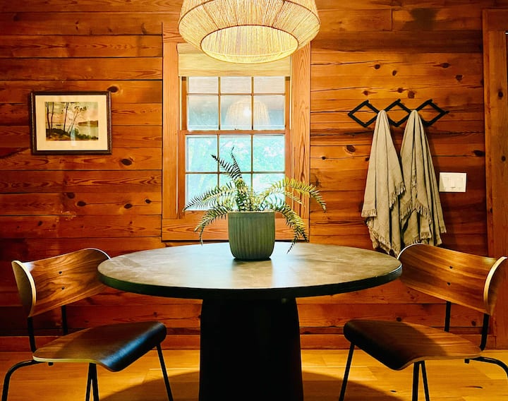 Hillside Cabin | Cozy Stylish Retreat Near Town - 유레카 스프링스