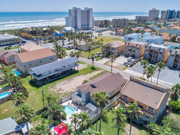 7-bedroom Vacation Home, Private Pool - South Padre Island, TX