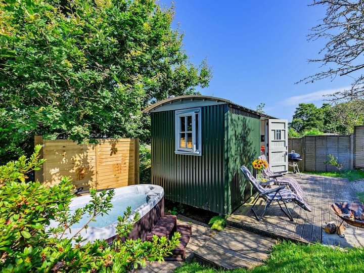 1 Bed In Fowey (Oc-95015) - Fowey
