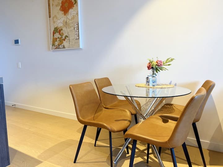 Nicholas Apartment - Forest Hill