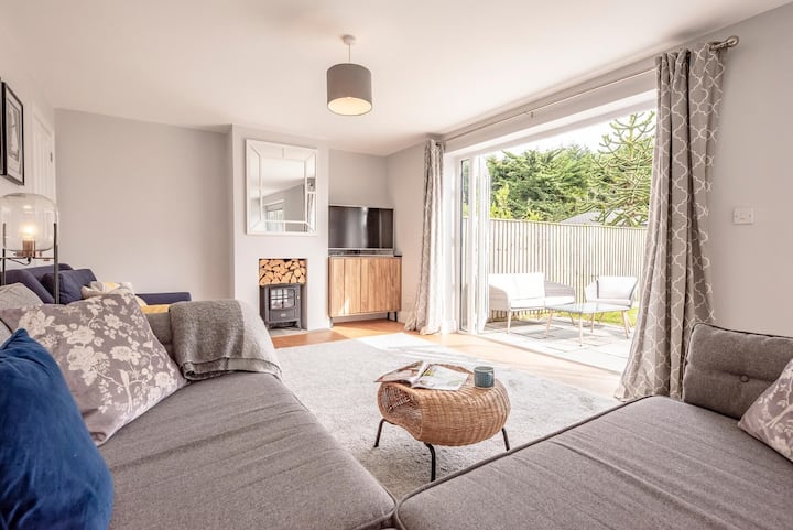 22 Springfield Road, Aldeburgh - Aldeburgh